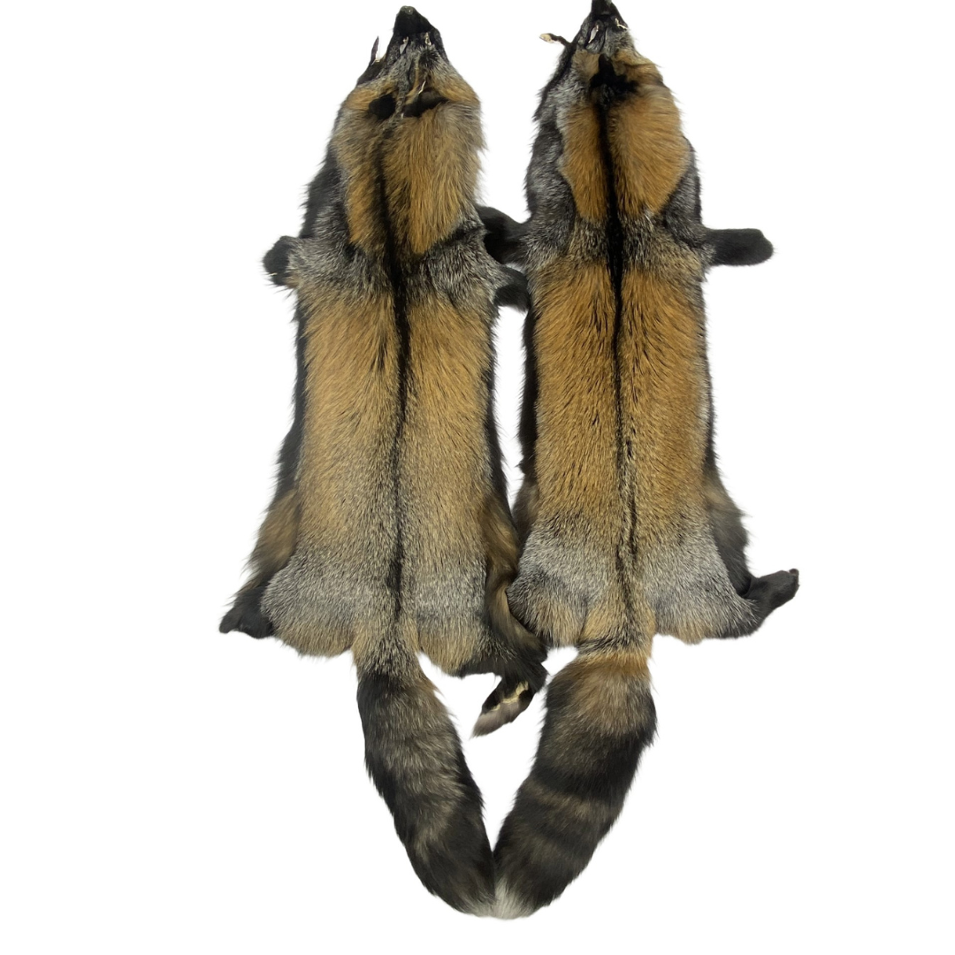 4XL-3XL Ranch Cross Fox Pelt - Dark Phase – The Canadian Coyote Company ...
